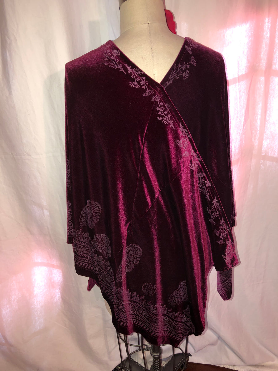 Cherry Burgundy Vintage Velvet Poncho – Gogoginaclothing